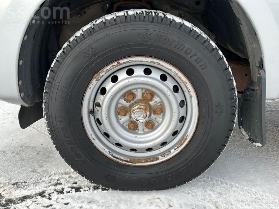 Mitsubishi l-200 2016 in Riga, with an engine capacity of 2.40 L and mileage of 161 thousand km for 14990 €, photo 21 on AUTOMOTO.COM.LV