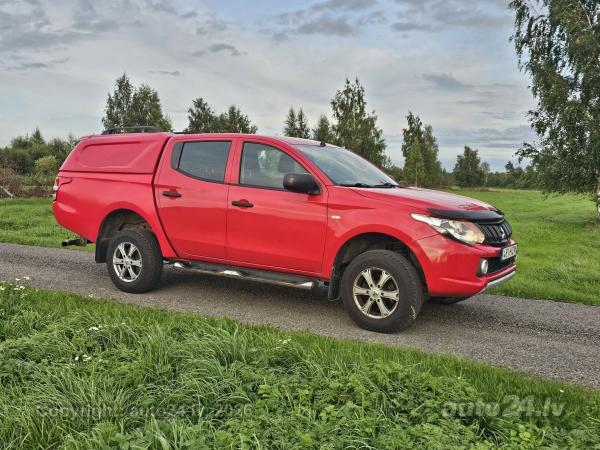 Red Mitsubishi l-200 2017 in Tallinn, with an engine capacity of 2.40 L and mileage of 168 thousand km for 18000 €, photo 1 on AUTOMOTO.COM.LV