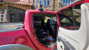 Red Mitsubishi l-200 2009 in Aizkraukle, with an engine capacity of 2.50 L and mileage of 460 thousand km for 6500 €, photo 7 on AUTOMOTO.COM.LV