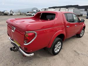 Red Mitsubishi l-200 2012 in Silute, with an engine capacity of 2.48 L and mileage of 107 thousand km for 5750 €, photo 4 on AUTOMOTO.COM.LV