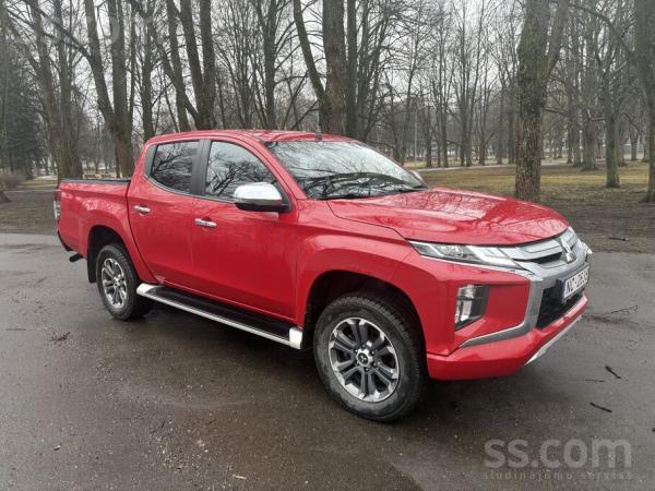 Sarkans Mitsubishi l-200 2022 Rīga, ar dzinēja tilpumu 2.30 L un nobraukumu 77 tūkst. km par 33900 €, foto 1 vietnē AUTOMOTO.COM.LV
