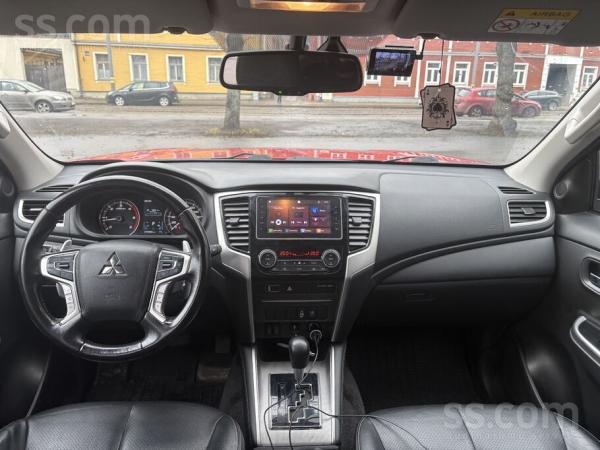 Sarkans Mitsubishi l-200 2022 Rīga, ar dzinēja tilpumu 2.30 L un nobraukumu 77 tūkst. km par 33900 €, foto 7 vietnē AUTOMOTO.COM.LV
