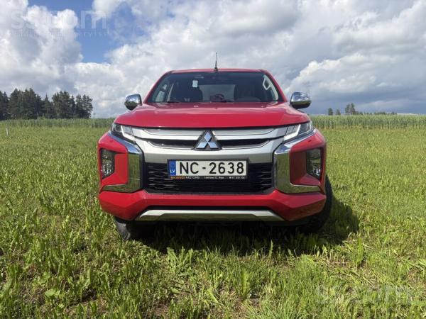 Sarkans Mitsubishi l-200 2022 Rīga, ar dzinēja tilpumu 2.30 L un nobraukumu 80 tūkst. km par 32900 €, foto 5 vietnē AUTOMOTO.COM.LV