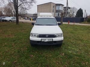 White Mitsubishi l-200 2003 in Kretinga, with an engine capacity of 2.48 L and mileage of 207 thousand km for 4999 €, photo 3 on AUTOMOTO.COM.LV