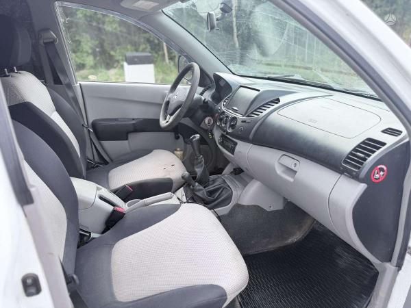 White Mitsubishi l-200 2008 in Vilnius, with an engine capacity of 2.48 L and mileage of 252 thousand km for 5500 €, photo 8 on AUTOMOTO.COM.LV