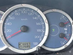 Balts Mitsubishi l-200 2008 Viļņa, ar dzinēja tilpumu 2.48 L un nobraukumu 252 tūkst. km par 5500 €, foto 11 vietnē AUTOMOTO.COM.LV