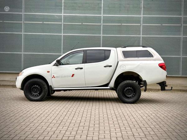 Balts Mitsubishi l-200 2008 Marijampole, ar dzinēja tilpumu 2.48 L un nobraukumu 252 tūkst. km par 7700 €, foto 2 vietnē AUTOMOTO.COM.LV
