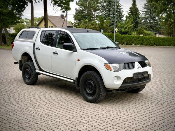 Balts Mitsubishi l-200 2008 Marijampole, ar dzinēja tilpumu 2.48 L un nobraukumu 252 tūkst. km par 7700 €, foto 3 vietnē AUTOMOTO.COM.LV
