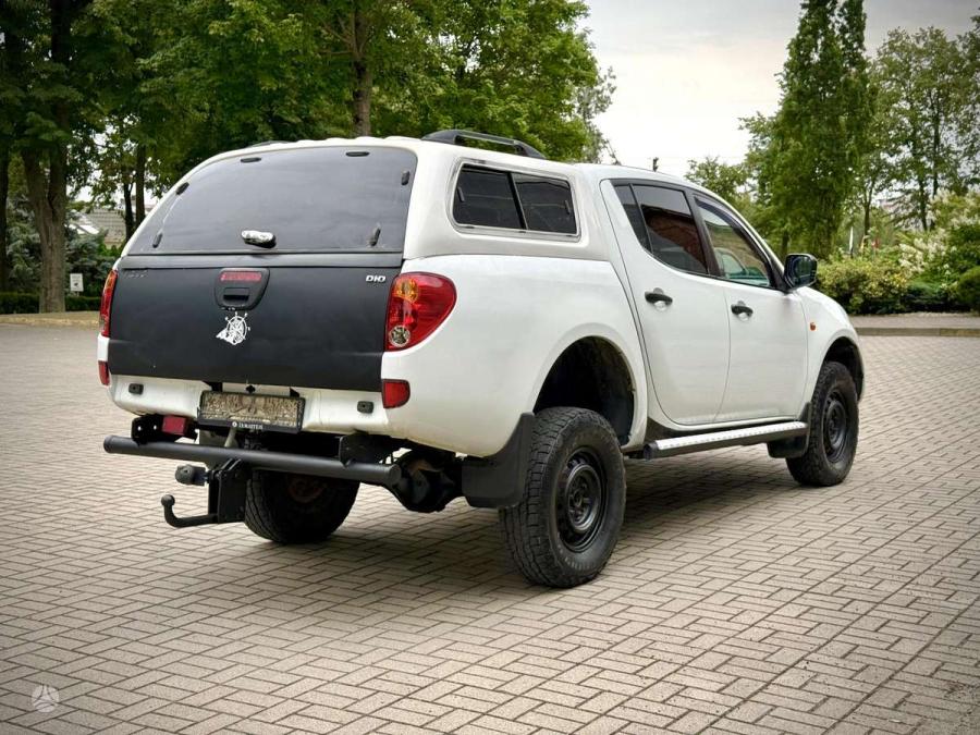 Balts Mitsubishi l-200 2008 Marijampole, ar dzinēja tilpumu 2.48 L un nobraukumu 252 tūkst. km par 7700 €, foto 8 vietnē AUTOMOTO.COM.LV