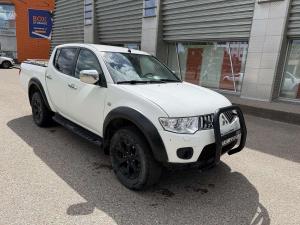 Balts Mitsubishi l-200 2012 Viļņa, ar dzinēja tilpumu 2.48 L un nobraukumu 272 tūkst. km par 5500 €, foto 13 vietnē AUTOMOTO.COM.LV