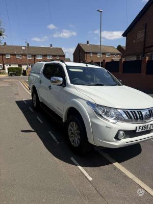 White Mitsubishi l-200 2015 in Jonava, with an engine capacity of 2.44 L and mileage of 158 thousand km for 8250 €, photo  on AUTOMOTO.COM.LV