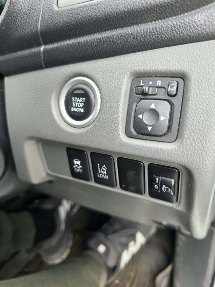 White Mitsubishi l-200 2015 in Jonava, with an engine capacity of 0.00 L and mileage of 159 thousand km for 7750 €, photo 16 on AUTOMOTO.COM.LV