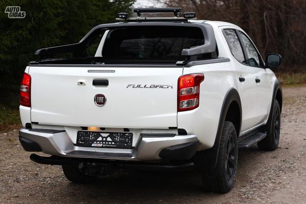 White Mitsubishi l-200 2017 in Petrikaiciai, with an engine capacity of 2.40 L and mileage of 201 thousand km for 13999 €, photo 8 on AUTOMOTO.COM.LV