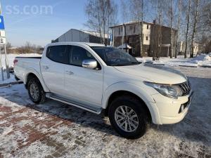 White Mitsubishi l-200 2018 in Jelgava, with an engine capacity of 2.40 L and mileage of 439 thousand km for 15500 €, photo 7 on AUTOMOTO.COM.LV