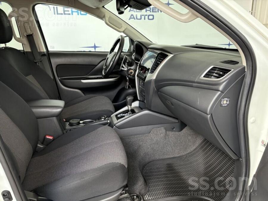 Balts Mitsubishi l-200 2021 Rīga, ar dzinēja tilpumu 2.30 L un nobraukumu 78 tūkst. km par 24900 €, foto 11 vietnē AUTOMOTO.COM.LV