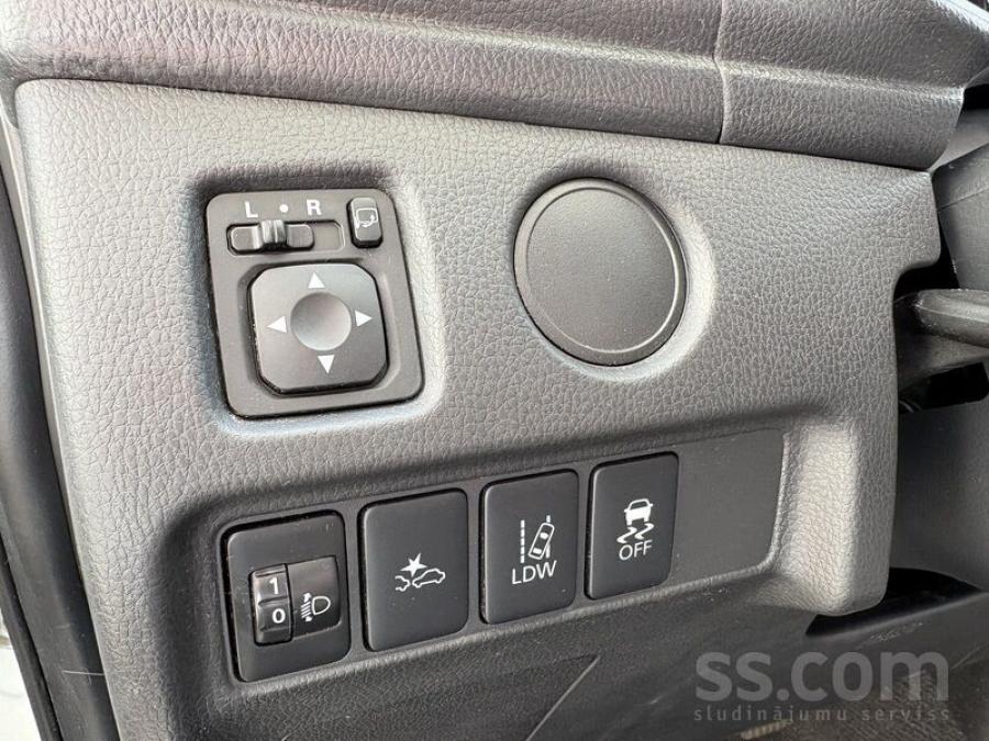 Balts Mitsubishi l-200 2021 Rīga, ar dzinēja tilpumu 2.30 L un nobraukumu 78 tūkst. km par 24900 €, foto 14 vietnē AUTOMOTO.COM.LV