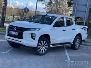 White Mitsubishi l-200 2021 in Jurmala, with an engine capacity of 2.30 L and mileage of 0 thousand km for 26450 €, photo 12 on AUTOMOTO.COM.LV