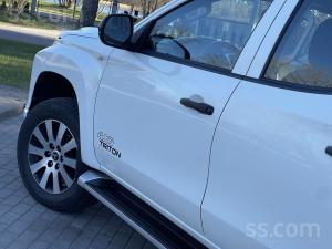 White Mitsubishi l-200 2021 in Jurmala, with an engine capacity of 2.30 L and mileage of 0 thousand km for 26450 €, photo 14 on AUTOMOTO.COM.LV