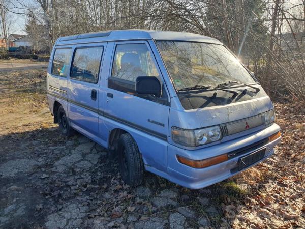 Mitsubishi L 300 2006 Kuldīga vietnē Zils Mitsubishi L 300 2006 Kuldīga, ar dzinēja tilpumu 2.40 L un nobraukumu 230 tūkst. km par 1500 €, foto 1 vietnē AUTOMOTO.COM.LV