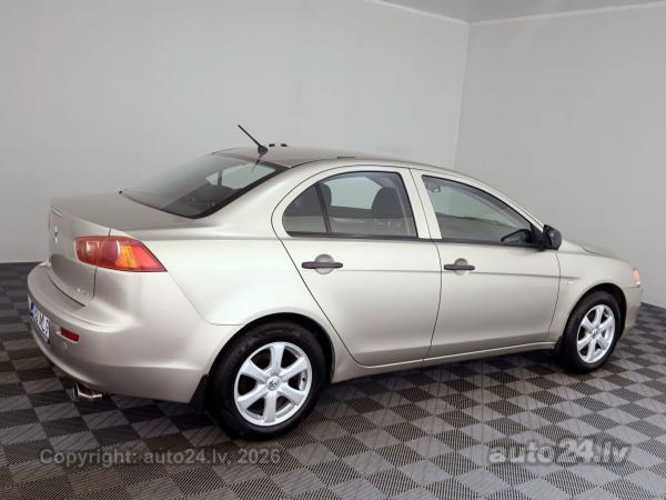 Smilšu krāsa Mitsubishi Lancer 2008 Tallina, ar dzinēja tilpumu 1.50 L un nobraukumu 96 tūkst. km par 2799 €, foto 3 vietnē AUTOMOTO.COM.LV