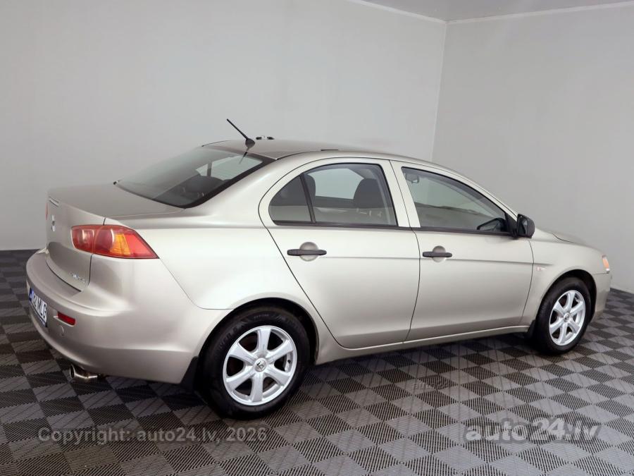 Smilšu krāsa Mitsubishi Lancer 2008 Tallina, ar dzinēja tilpumu 1.50 L un nobraukumu 96 tūkst. km par 2799 €, foto 4 vietnē AUTOMOTO.COM.LV