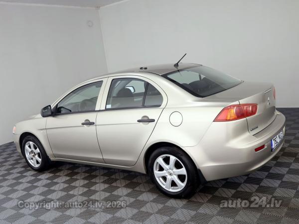 Smilšu krāsa Mitsubishi Lancer 2008 Tallina, ar dzinēja tilpumu 1.50 L un nobraukumu 96 tūkst. km par 2799 €, foto 4 vietnē AUTOMOTO.COM.LV