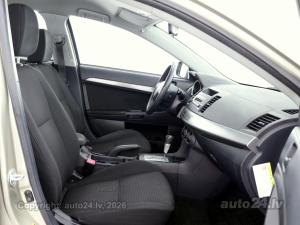 Smilšu krāsa Mitsubishi Lancer 2008 Tallina, ar dzinēja tilpumu 1.50 L un nobraukumu 96 tūkst. km par 2799 €, foto 7 vietnē AUTOMOTO.COM.LV