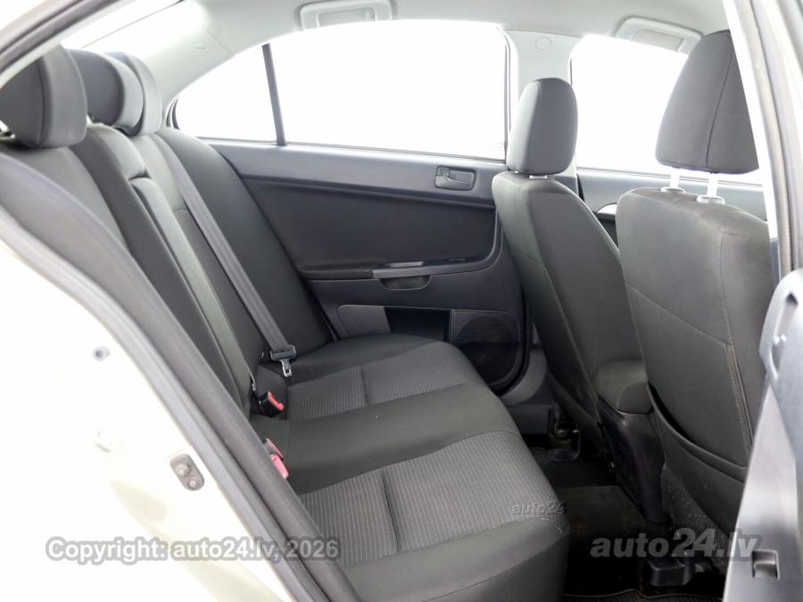 Smilšu krāsa Mitsubishi Lancer 2008 Tallina, ar dzinēja tilpumu 1.50 L un nobraukumu 96 tūkst. km par 2799 €, foto 8 vietnē AUTOMOTO.COM.LV