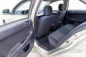 Smilšu krāsa Mitsubishi Lancer 2010 Tallina, ar dzinēja tilpumu 2.00 L un nobraukumu 280 tūkst. km par 4200 €, foto 16 vietnē AUTOMOTO.COM.LV