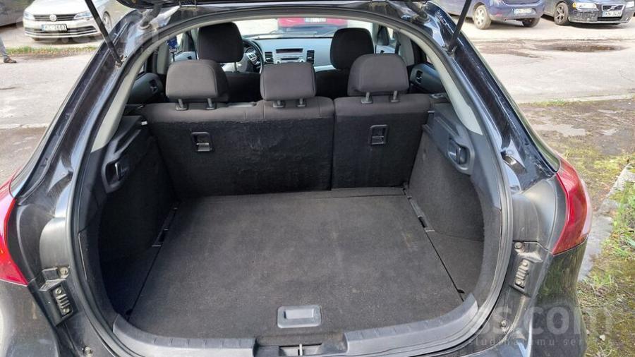 Melns Mitsubishi Lancer 2011 Rīga, ar dzinēja tilpumu 1.80 L un nobraukumu 380 tūkst. km par 3800 €, foto 6 vietnē AUTOMOTO.COM.LV