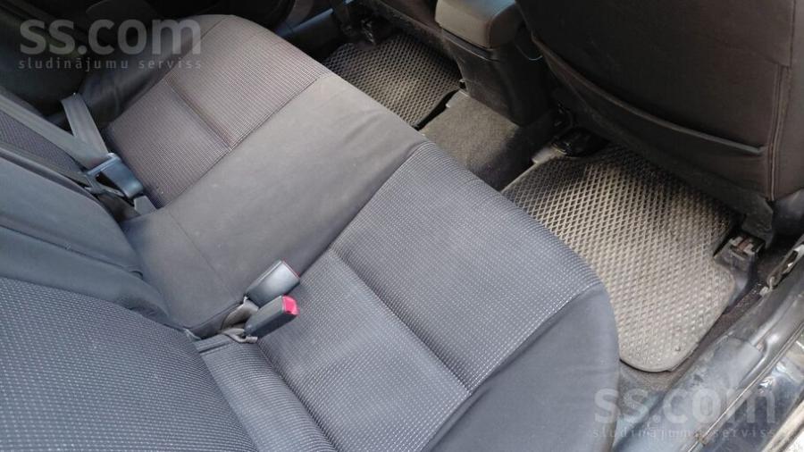 Melns Mitsubishi Lancer 2011 Rīga, ar dzinēja tilpumu 1.80 L un nobraukumu 380 tūkst. km par 3800 €, foto 8 vietnē AUTOMOTO.COM.LV