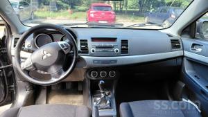 Melns Mitsubishi Lancer 2011 Rīga, ar dzinēja tilpumu 1.80 L un nobraukumu 380 tūkst. km par 3800 €, foto 10 vietnē AUTOMOTO.COM.LV