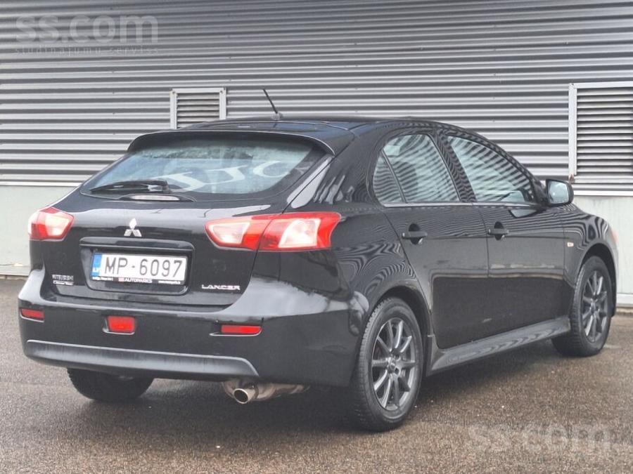 Melns Mitsubishi Lancer 2013 Rīga, ar dzinēja tilpumu 1.80 L un nobraukumu 243 tūkst. km par 3550 €, foto 8 vietnē AUTOMOTO.COM.LV
