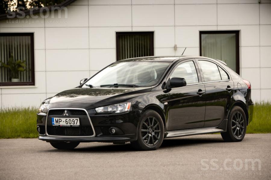 Melns Mitsubishi Lancer 2013 Jelgava, ar dzinēja tilpumu 1.80 L un nobraukumu 243 tūkst. km par 4999 €, foto 3 vietnē AUTOMOTO.COM.LV