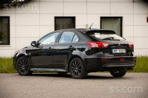 Melns Mitsubishi Lancer 2013 Jelgava, ar dzinēja tilpumu 1.80 L un nobraukumu 243 tūkst. km par 4999 €, foto 7 vietnē AUTOMOTO.COM.LV