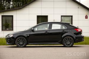 Melns Mitsubishi Lancer 2013 Jelgava, ar dzinēja tilpumu 1.80 L un nobraukumu 243 tūkst. km par 4999 €, foto 9 vietnē AUTOMOTO.COM.LV