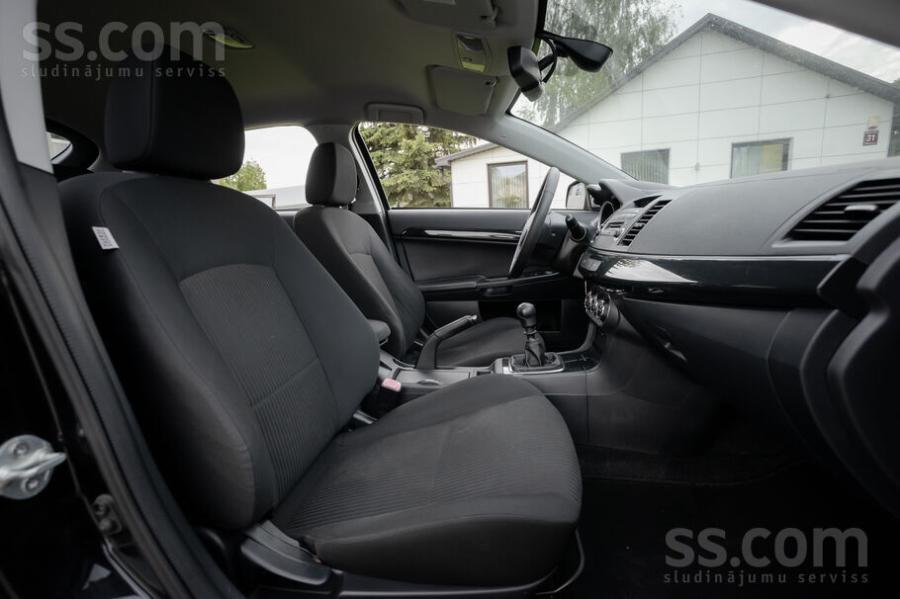 Melns Mitsubishi Lancer 2013 Jelgava, ar dzinēja tilpumu 1.80 L un nobraukumu 243 tūkst. km par 4999 €, foto 13 vietnē AUTOMOTO.COM.LV