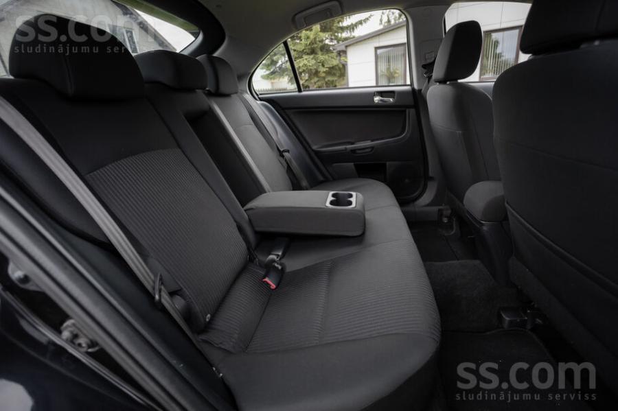 Melns Mitsubishi Lancer 2013 Jelgava, ar dzinēja tilpumu 1.80 L un nobraukumu 243 tūkst. km par 4999 €, foto 14 vietnē AUTOMOTO.COM.LV