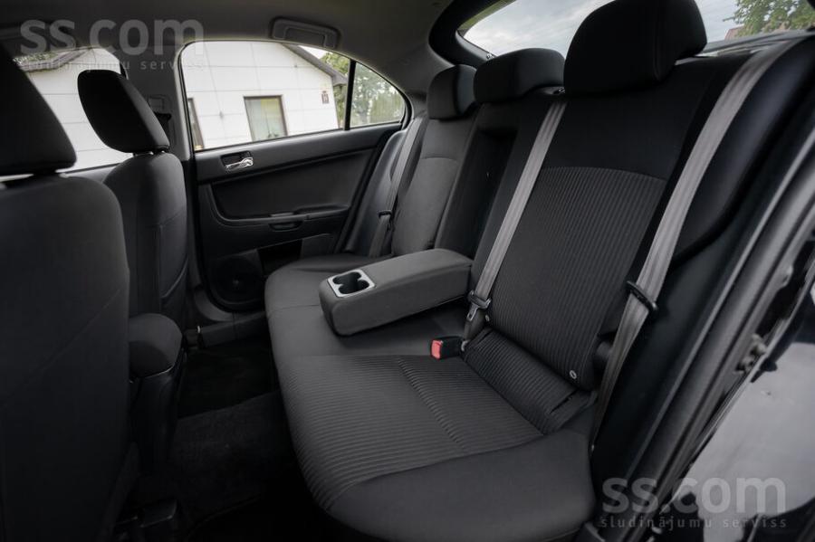 Melns Mitsubishi Lancer 2013 Jelgava, ar dzinēja tilpumu 1.80 L un nobraukumu 243 tūkst. km par 4999 €, foto 16 vietnē AUTOMOTO.COM.LV