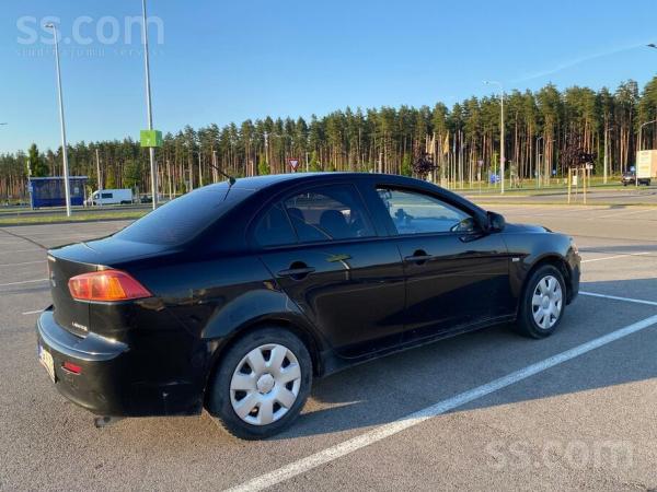 Melns Mitsubishi Lancer 2007 Limbaži, ar dzinēja tilpumu 1.50 L un nobraukumu 214 tūkst. km par 1500 €, foto 4 vietnē AUTOMOTO.COM.LV