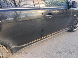 Black Mitsubishi Lancer 2008 in Tallinn, with an engine capacity of 1.80 L and mileage of 0 thousand km for 999 €, photo 6 on AUTOMOTO.COM.LV