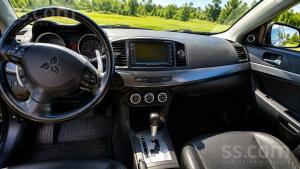 Black Mitsubishi Lancer 2008 in Rezekne, with an engine capacity of 1.80 L and mileage of 349 thousand km for 2500 €, photo 6 on AUTOMOTO.COM.LV