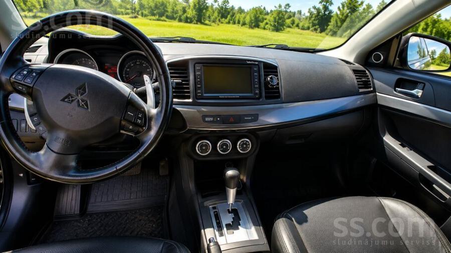 Black Mitsubishi Lancer 2008 in Rezekne, with an engine capacity of 1.80 L and mileage of 349 thousand km for 2500 €, photo 6 on AUTOMOTO.COM.LV
