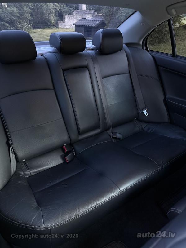 Melns Mitsubishi Lancer 2011 Tallina, ar dzinēja tilpumu 2.00 L un nobraukumu 231 tūkst. km par 5400 €, foto 5 vietnē AUTOMOTO.COM.LV