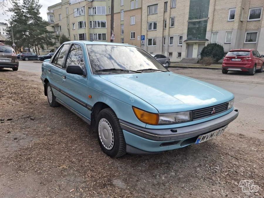 Zils Mitsubishi Lancer 1991 Viļņa, ar dzinēja tilpumu 1.50 L un nobraukumu 200 tūkst. km par 3000 €, foto 1 vietnē AUTOMOTO.COM.LV