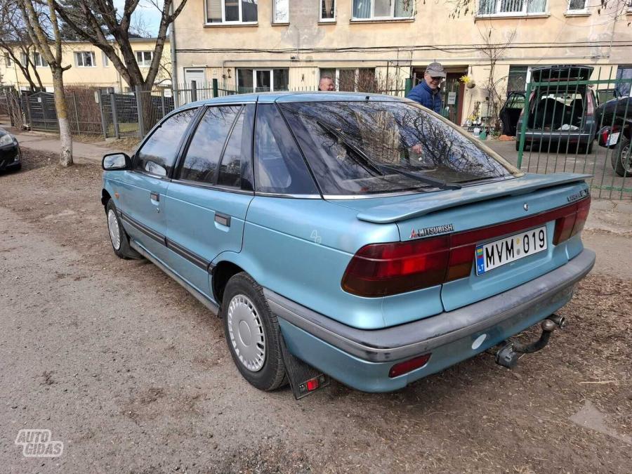 Zils Mitsubishi Lancer 1991 Viļņa, ar dzinēja tilpumu 1.50 L un nobraukumu 200 tūkst. km par 3000 €, foto 3 vietnē AUTOMOTO.COM.LV