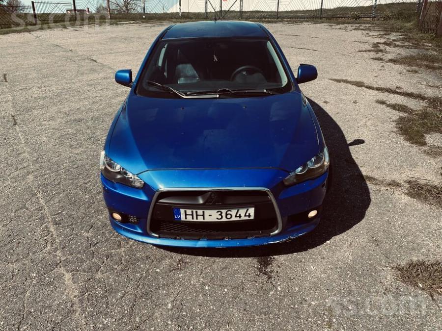 Zils Mitsubishi Lancer 2009 Liepāja, ar dzinēja tilpumu 1.80 L un nobraukumu 300 tūkst. km par 2400 €, foto 1 vietnē AUTOMOTO.COM.LV