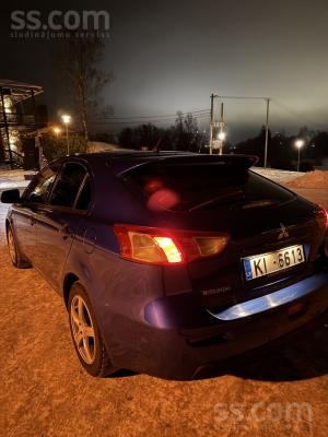 Zils Mitsubishi Lancer 2009 Rīga, ar dzinēja tilpumu 2.00 L un nobraukumu 318 tūkst. km par 2049 €, foto 4 vietnē AUTOMOTO.COM.LV