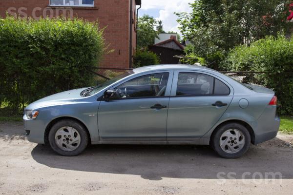 Blue Mitsubishi Lancer 2008 in Jelgava, with an engine capacity of 1.50 L and mileage of 237 thousand km for 590 €, photo 2 on AUTOMOTO.COM.LV