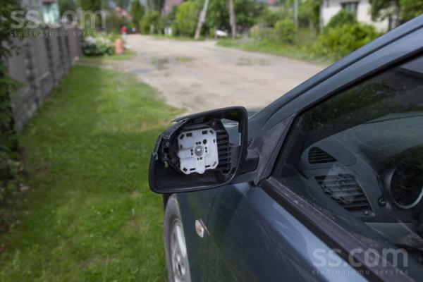Blue Mitsubishi Lancer 2008 in Jelgava, with an engine capacity of 1.50 L and mileage of 237 thousand km for 590 €, photo 8 on AUTOMOTO.COM.LV
